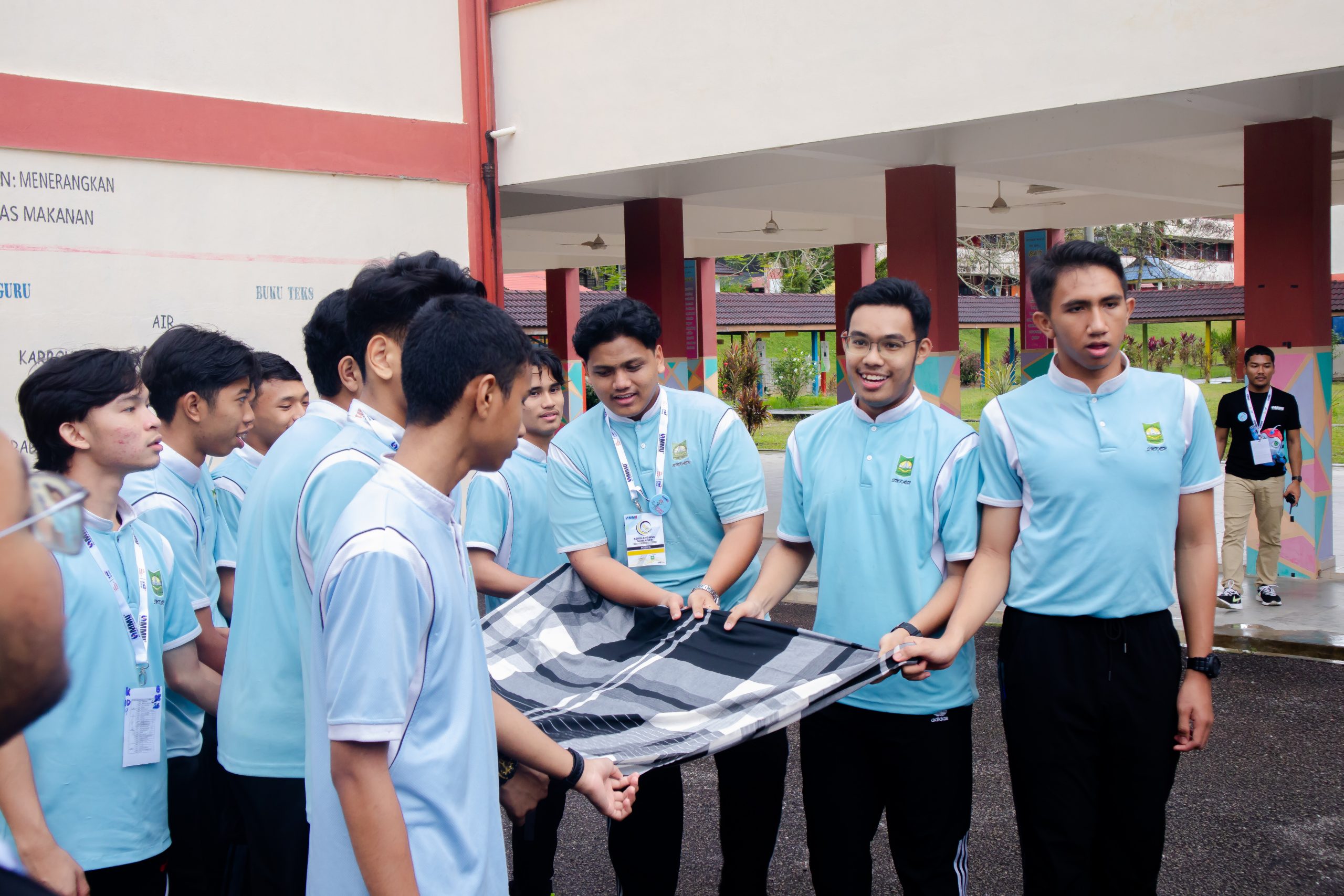 SEKOLAH@MMU SLIM RIVER